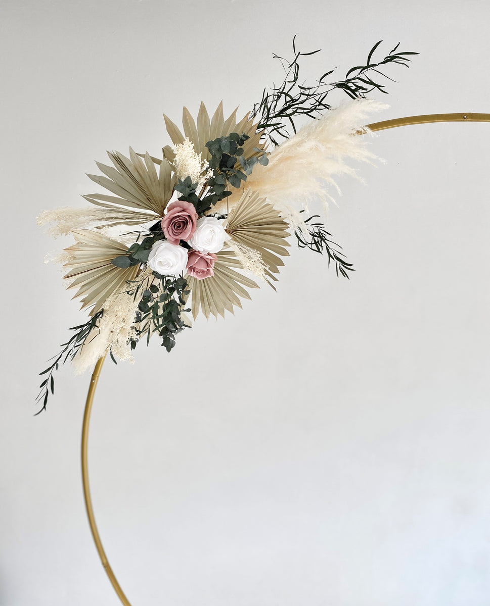 Gold Circle Wedding Arch Moongate (200cm) – Desert Dreams Dried Flowers
